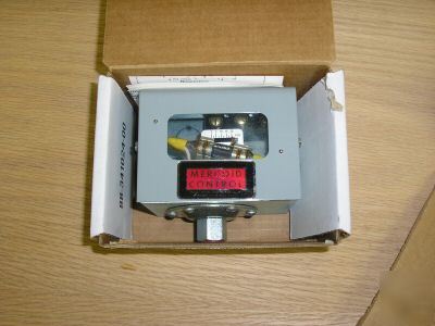 Mercoid pressure mercury switch ( ) ap-153-36 dwyer