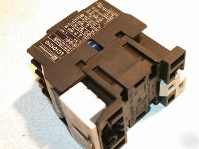 8 telemecanique 110V contactor 12 amp LC1D1210
